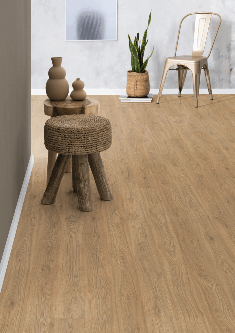 Egger Pro 7mm Classic Natural Wild Oak EPL182 Laminate Flooring